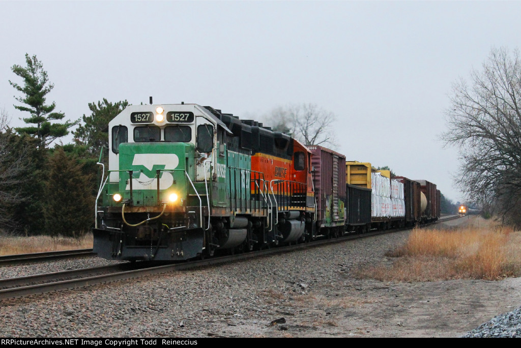 BNSF 1527
